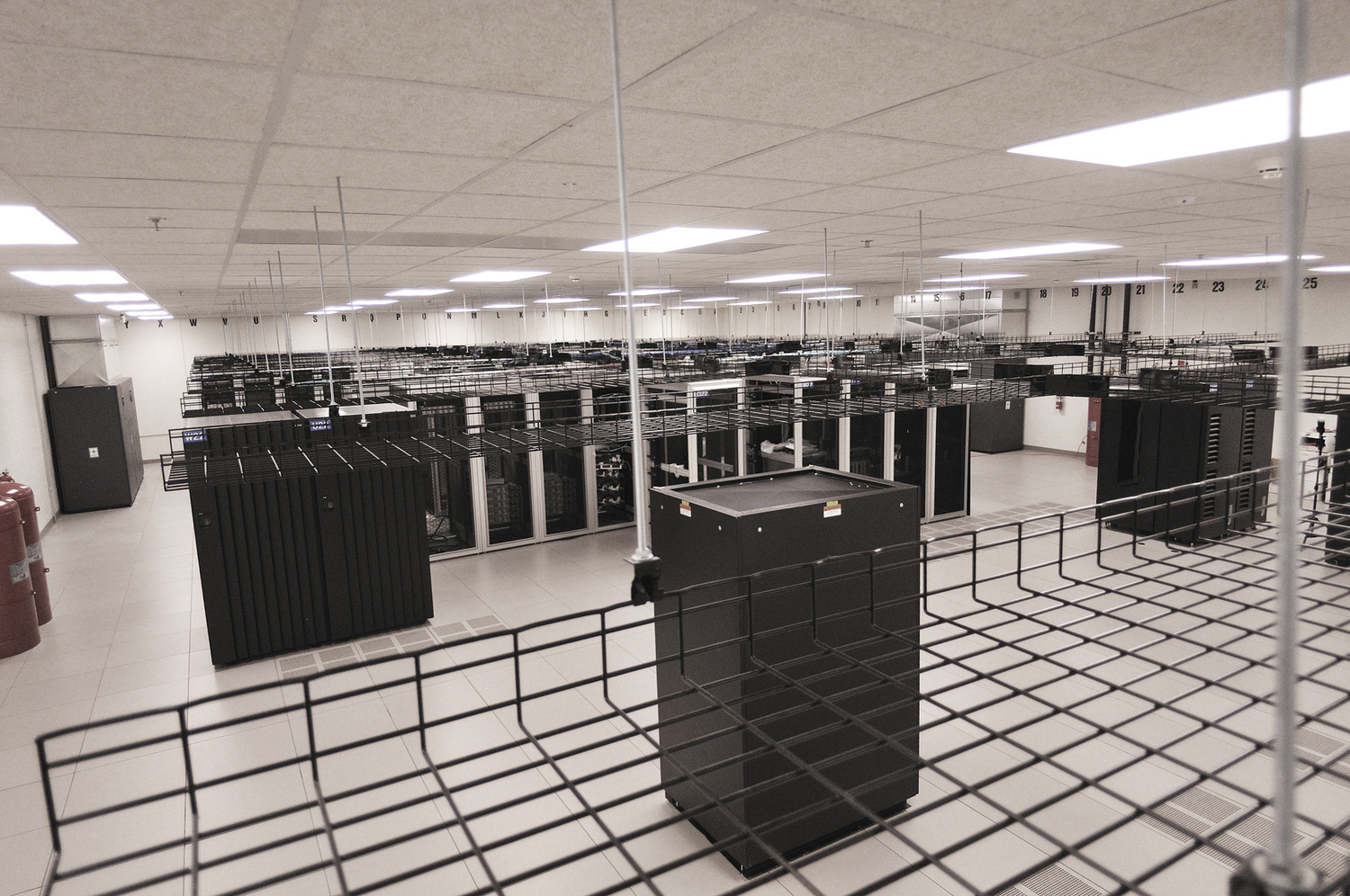 LEED Platinum Data Center - IMEG