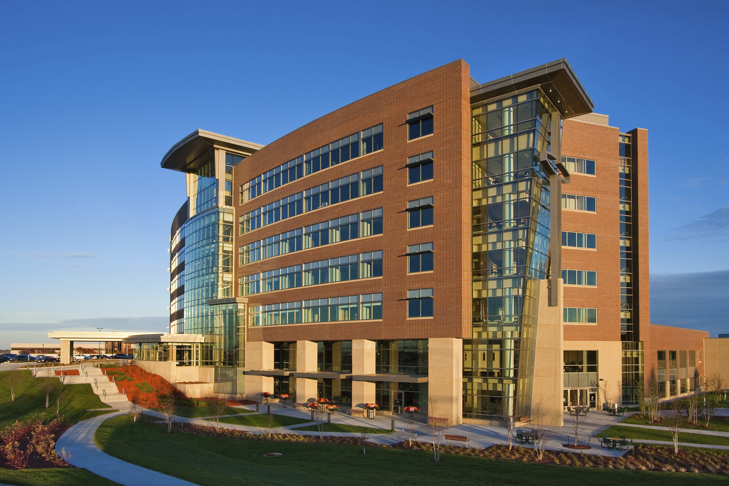 LEED Certification Hospital with Class 8 Cleanroom - IMEG