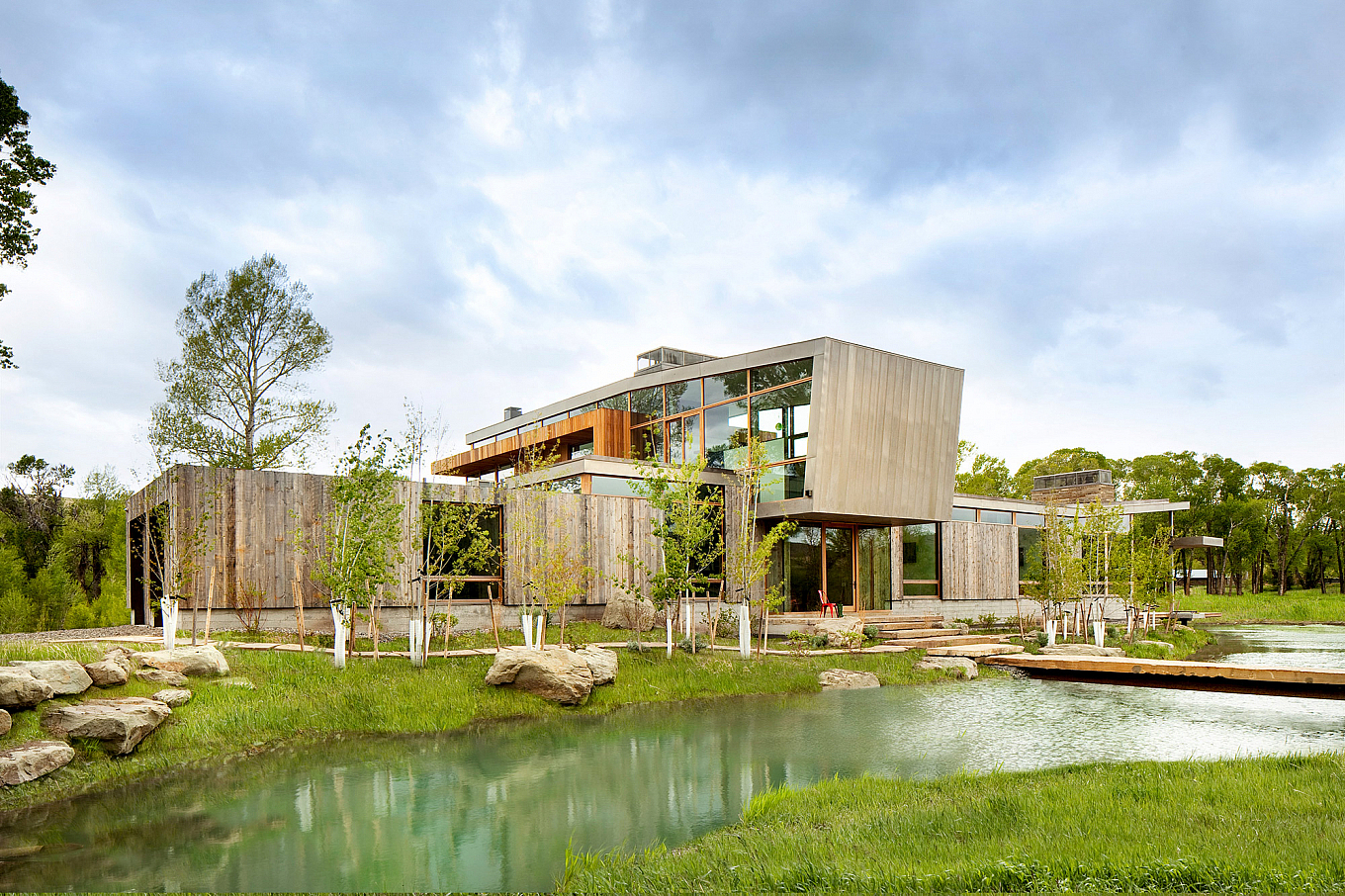 Luxury residential design: A home with a moat - IMEG