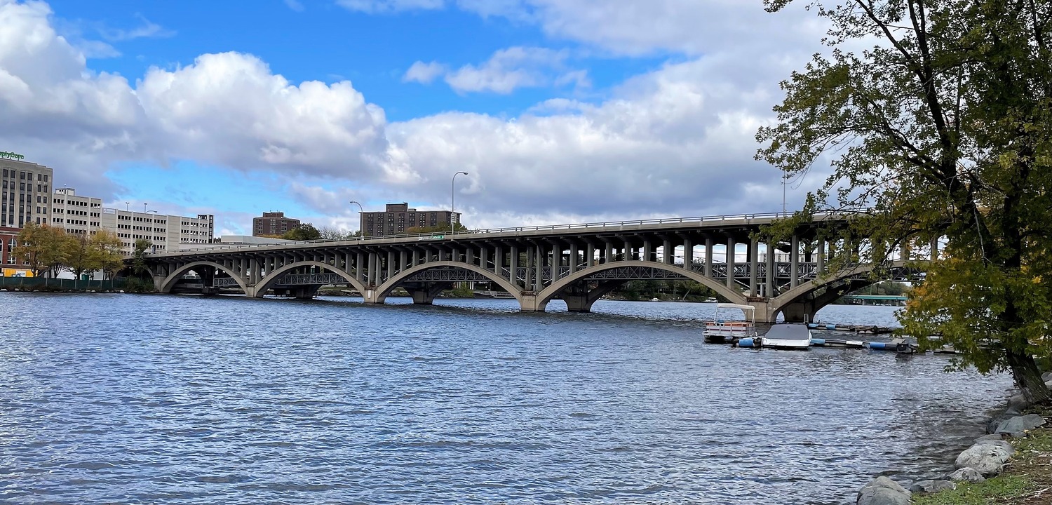 Jefferson Street Pedestrian Bridge - IMEG