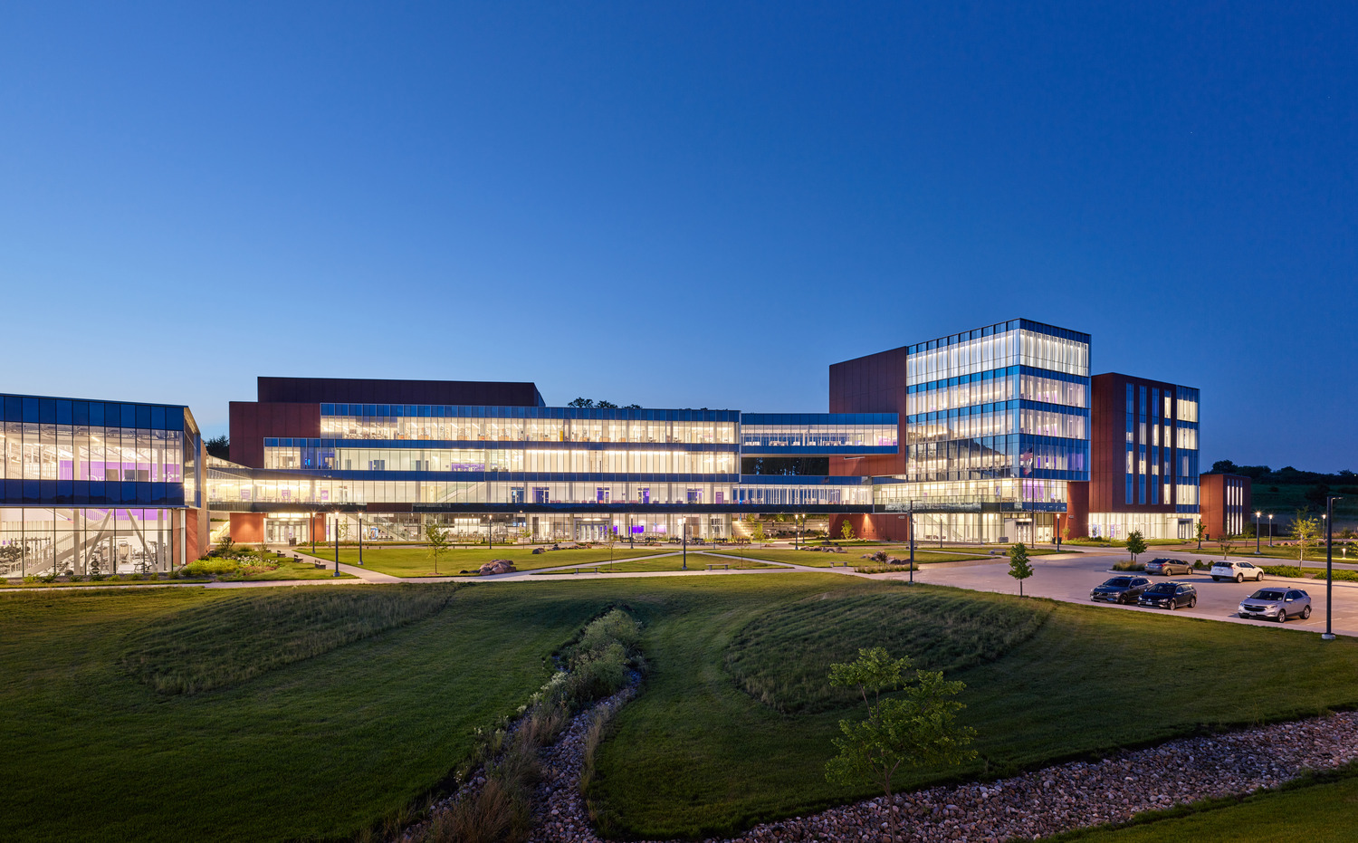 All-electric LEED Silver Campus - IMEG