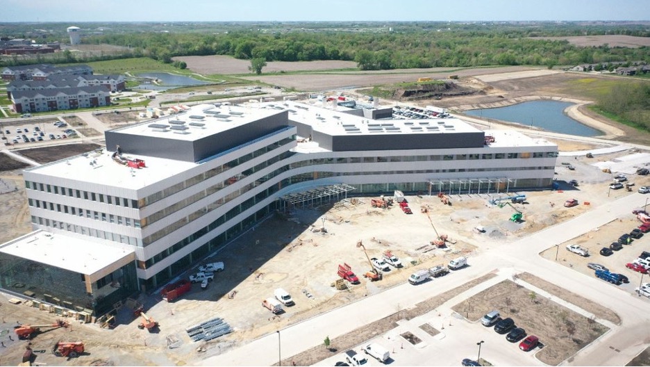 University of Iowa Health Care’s new North Liberty, IA, hospital holds ...